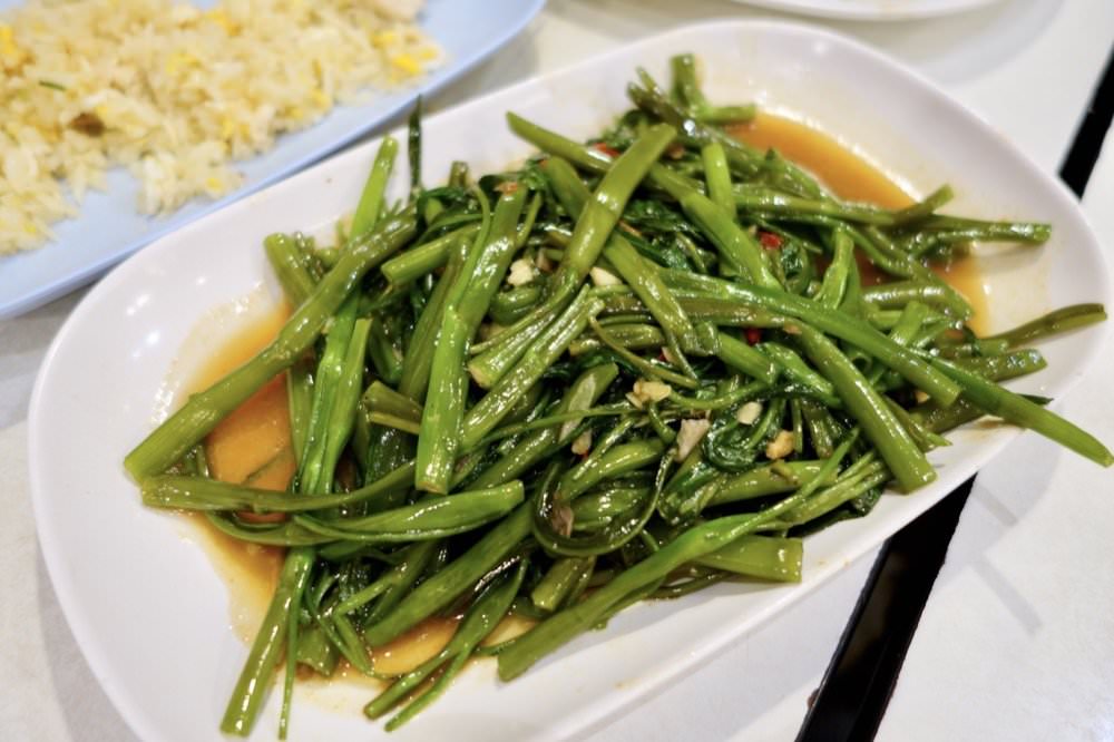 曼谷通羅宵夜美食｜55 Pochana 泰式料理！開到凌晨的泰國在地熱炒店！ - Elsa旅遊親子生活