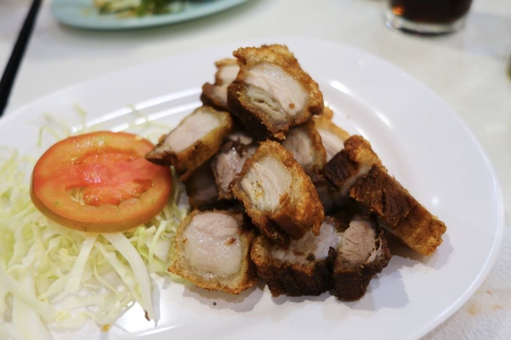 曼谷通羅宵夜美食｜55 Pochana 泰式料理！開到凌晨的泰國在地熱炒店！ - Elsa旅遊親子生活