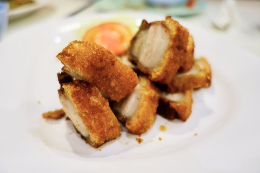 曼谷通羅宵夜美食｜55 Pochana 泰式料理！開到凌晨的泰國在地熱炒店！ - Elsa旅遊親子生活