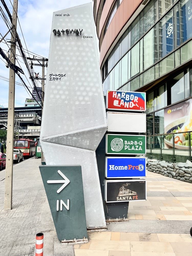 曼谷飯店推薦｜Siamese Exclusive 42曼谷公寓式飯店，近BTS兩房一廳，有廚房、客廳、餐桌、洗衣機、小陽台，方便舒適像家一樣 ...